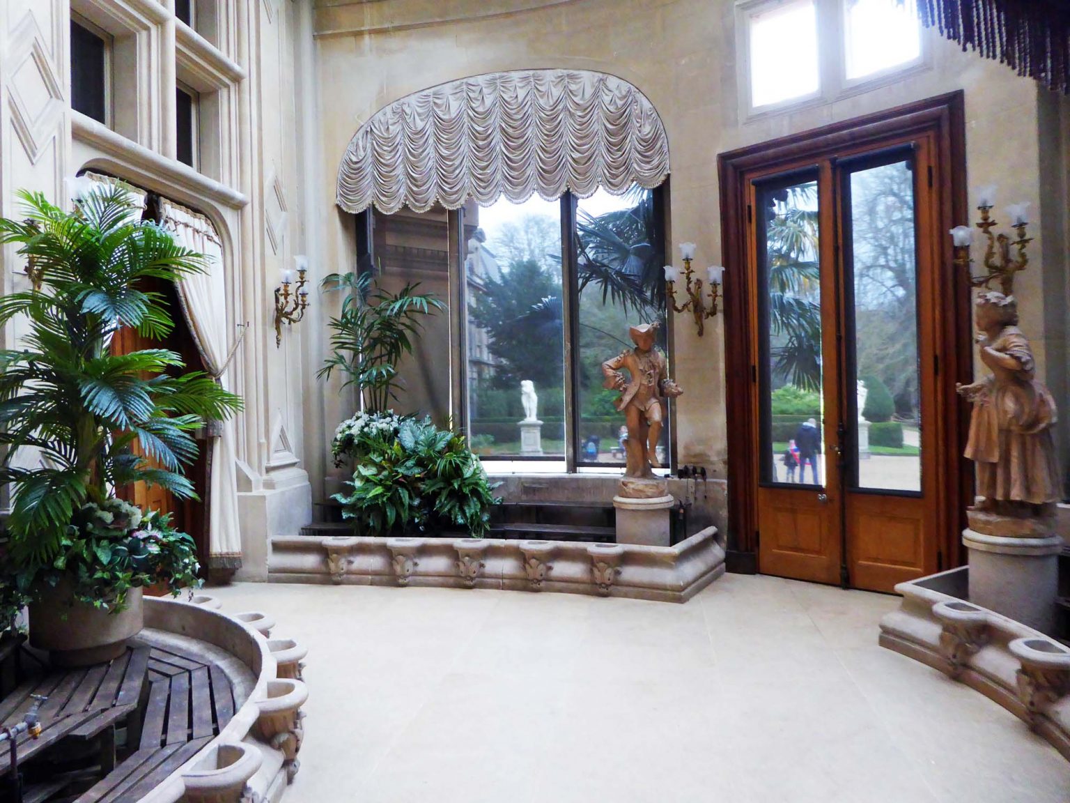 National Trust and Historic Houses Buckinghamshire: Waddesdon Manor