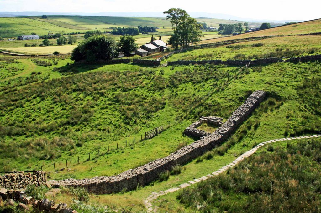 English Heritage, Historic Houses and National Trust in Northumberland
