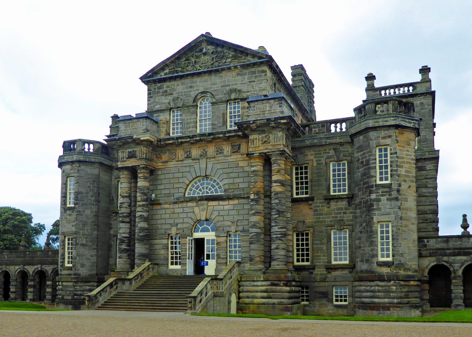 English Heritage, Historic Houses and National Trust in Northumberland
